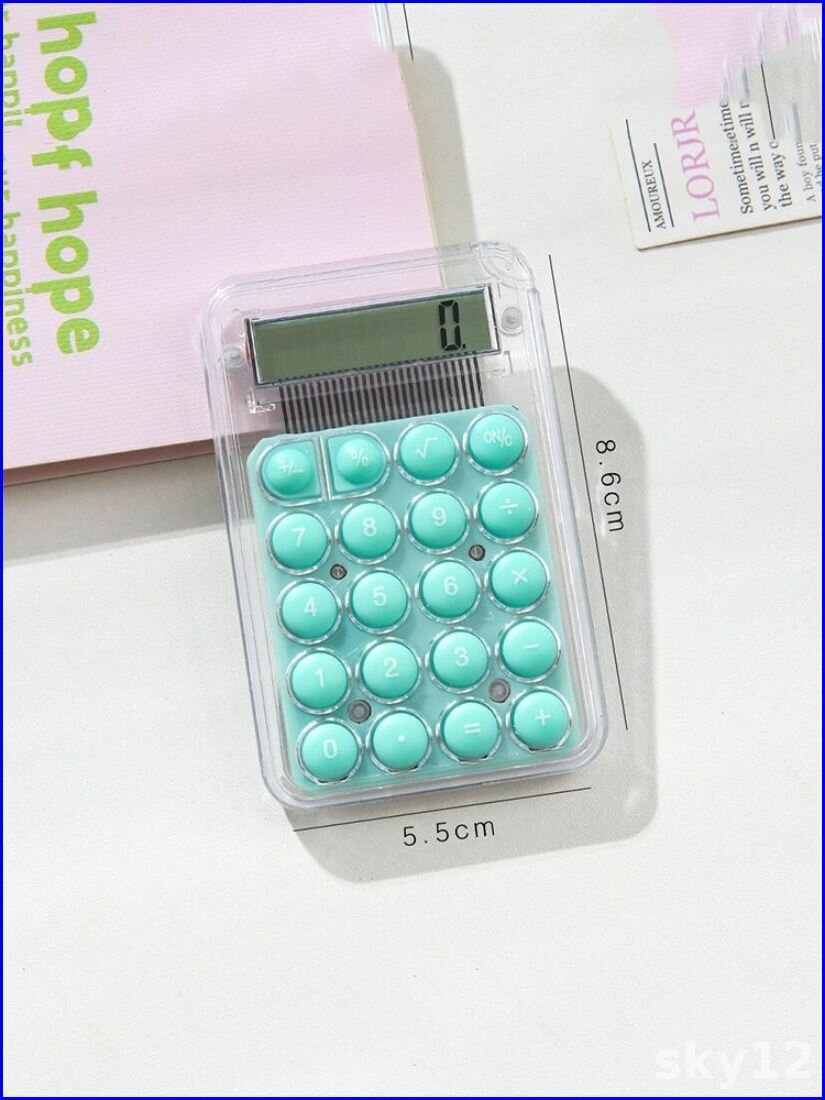 Милый и компактный мини-калькулятор ярких цветов, подходящий учащимся для решения задач или повседневных математических вычислений.