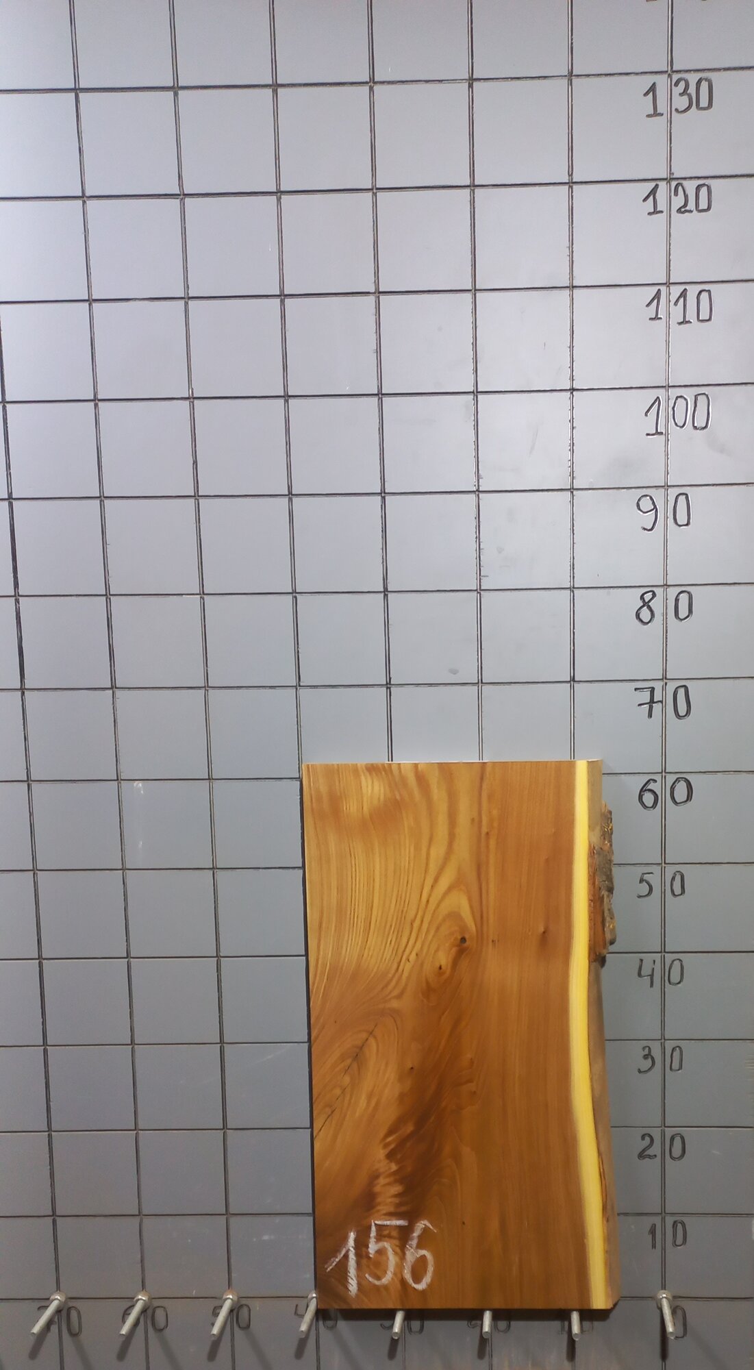 Заготовка для полки Доклес №156, карагач, цельные, сухие, 4.5х30х60 см