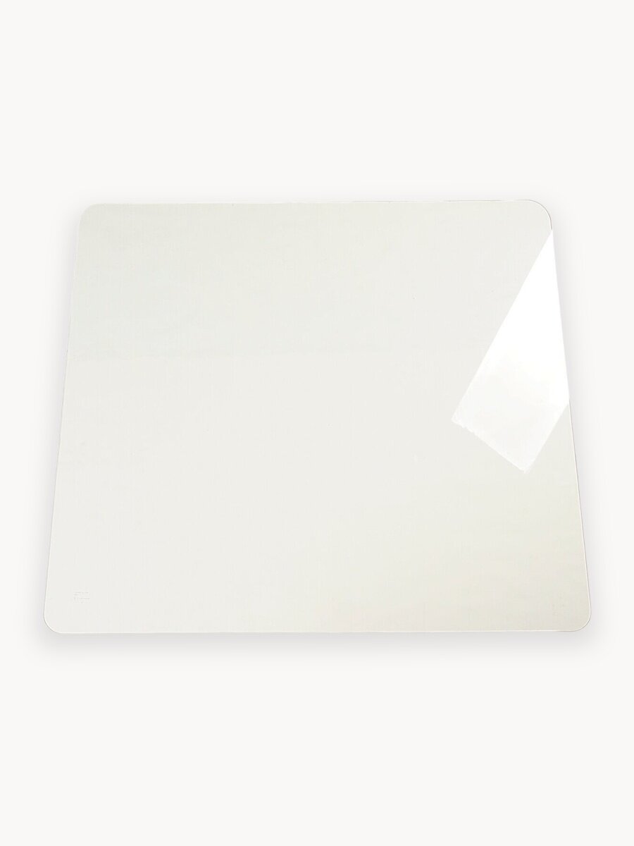 Стекло ветровое Т-25 1025х890х805 Т30.45.150