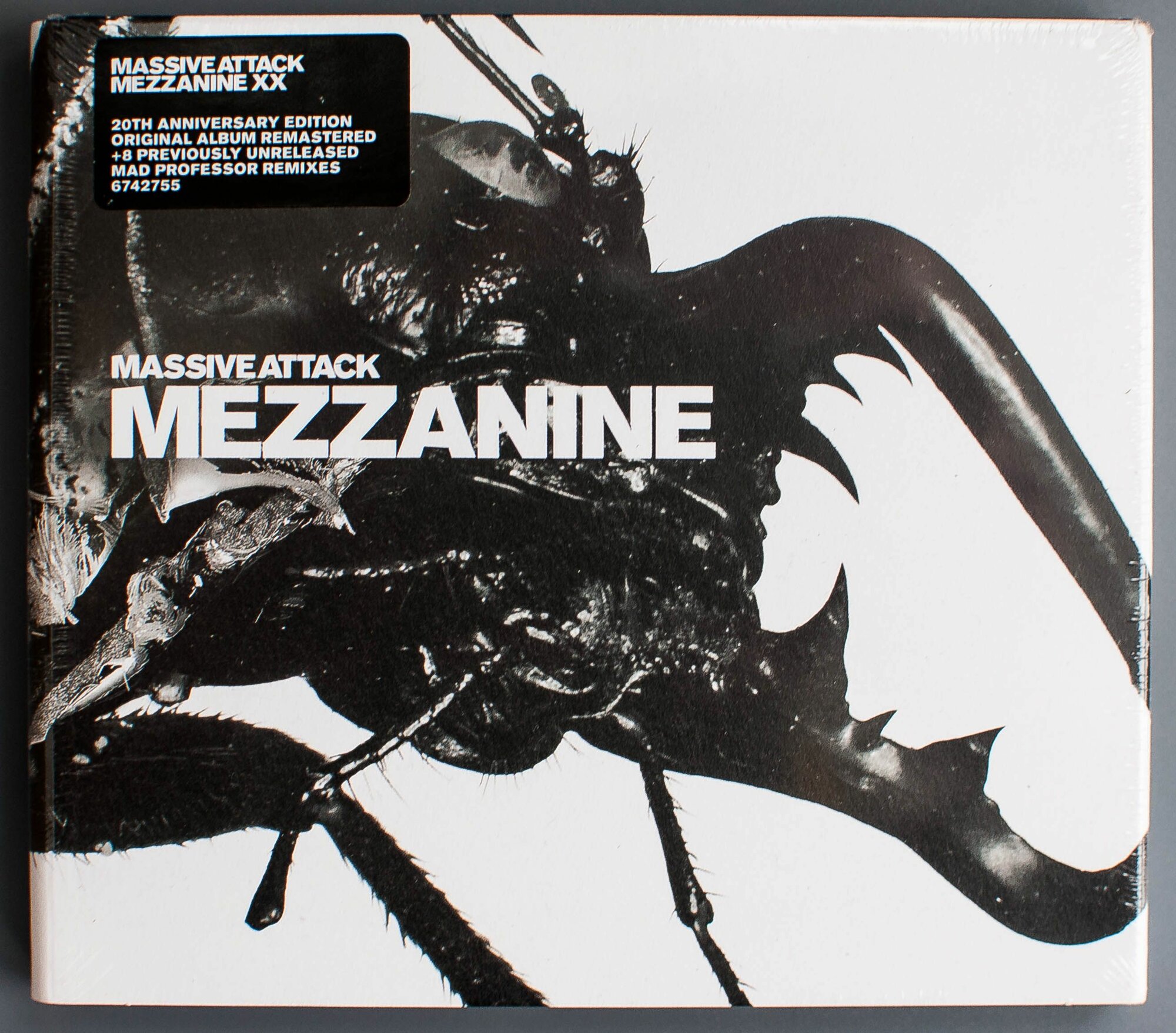 Massive Attack - Mezzanine Deluxe Аудио 2CD Оригинал из Европы