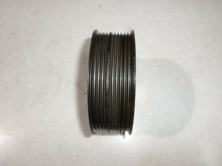 Шкив помпы водяной 55565004 Шевроле Астра Круз Опель Астра J 1,6-1,8-2,0 литра