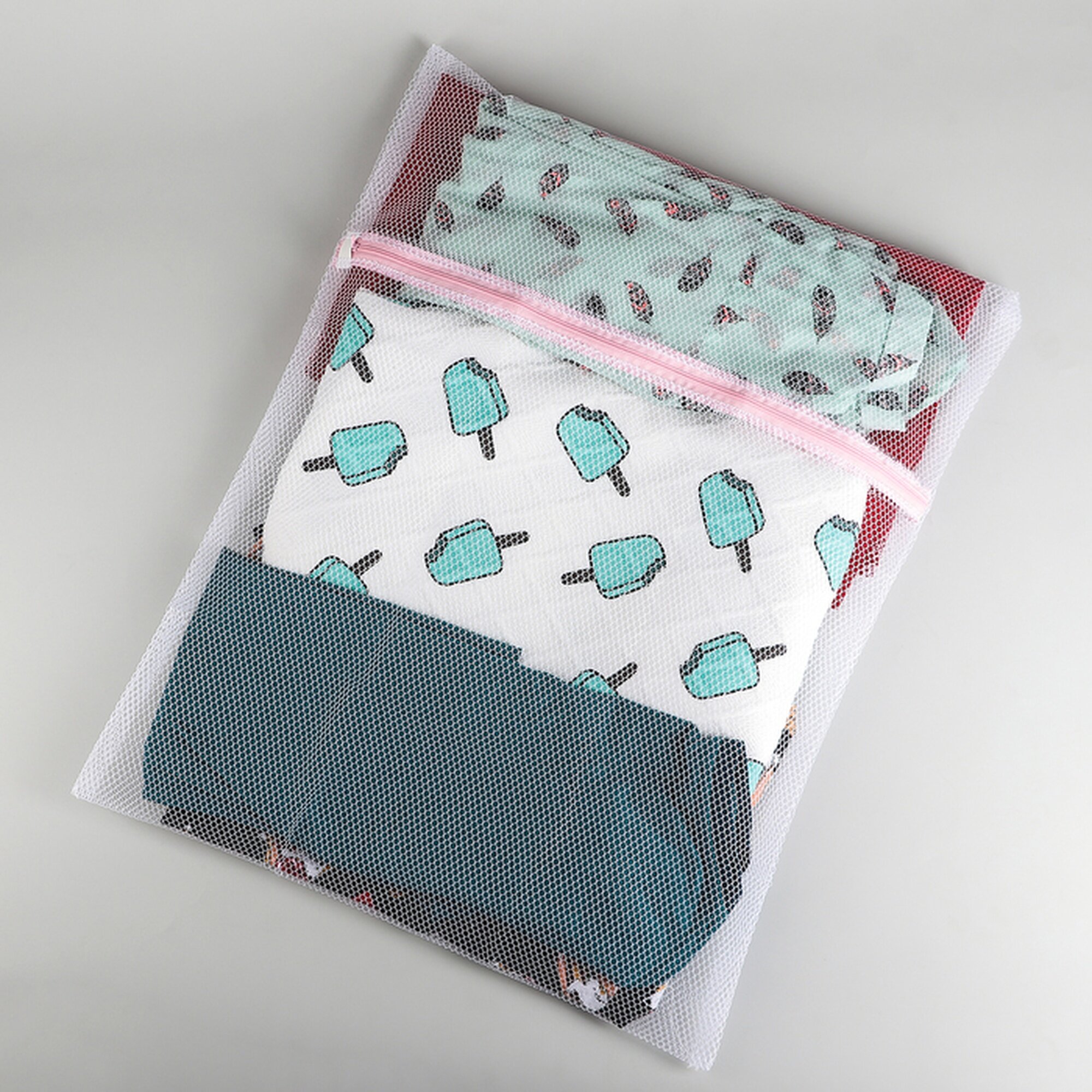 Мешок для стирки Доляна, застежка-молния, крупная сетка, 60x50 см, белый