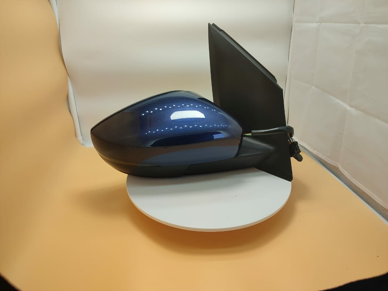 Зеркало синее Volkswagen Polo 09-20 (Справа/ Обогрев/ Повторитель поворота/ Складывание/ 8 контактов)