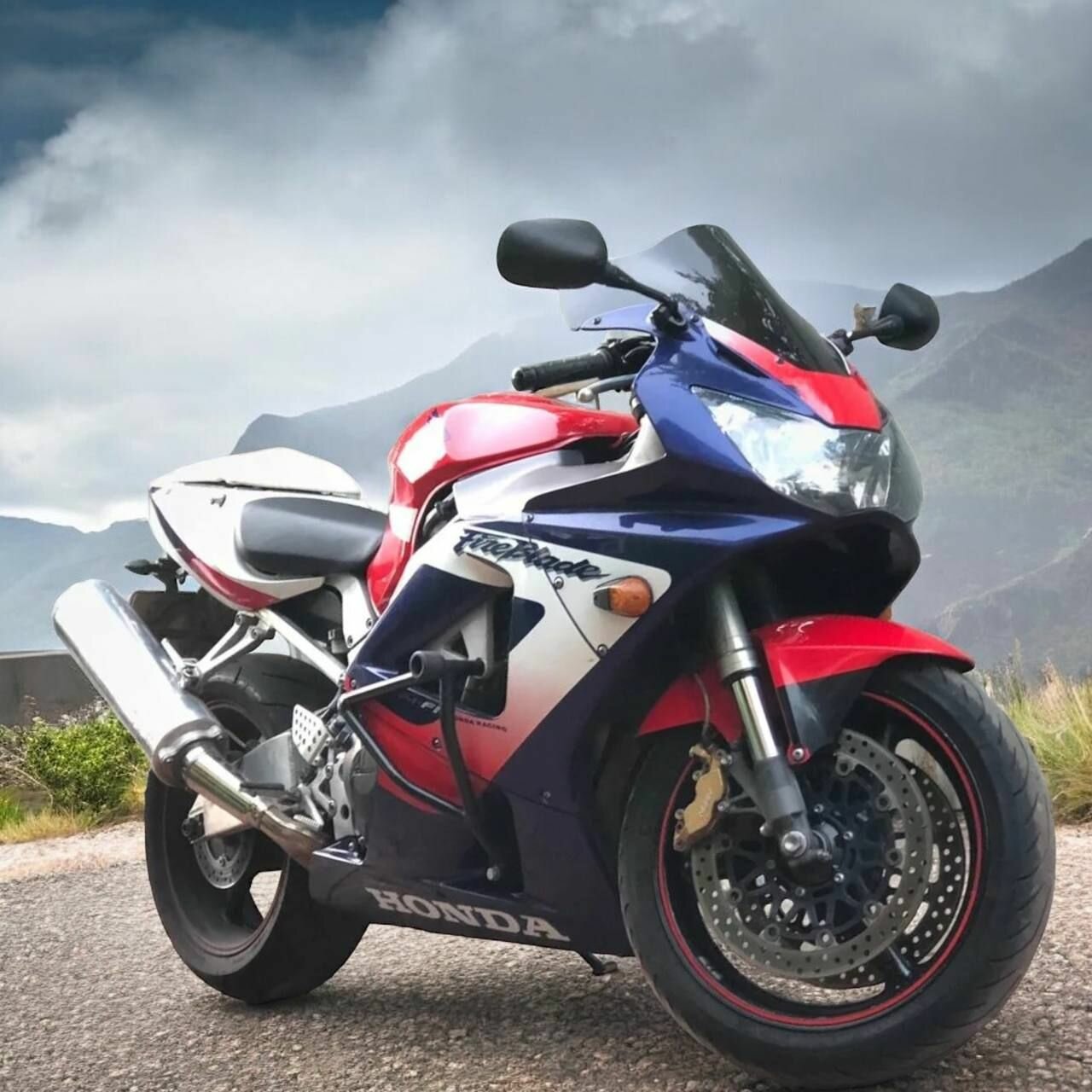 Дуги на мотоцикл HONDA CBR929RR STREET, черный матовый цвет