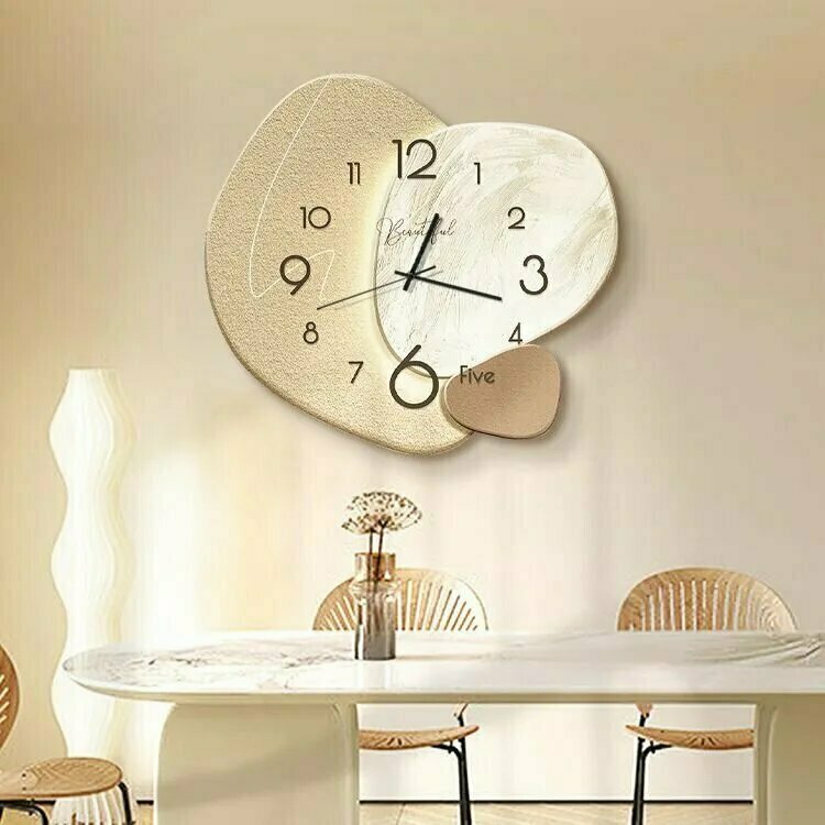 Настенные часы "Ретро", кварцевые, бесшумный механизм, питание от АА, длина 40см, белые