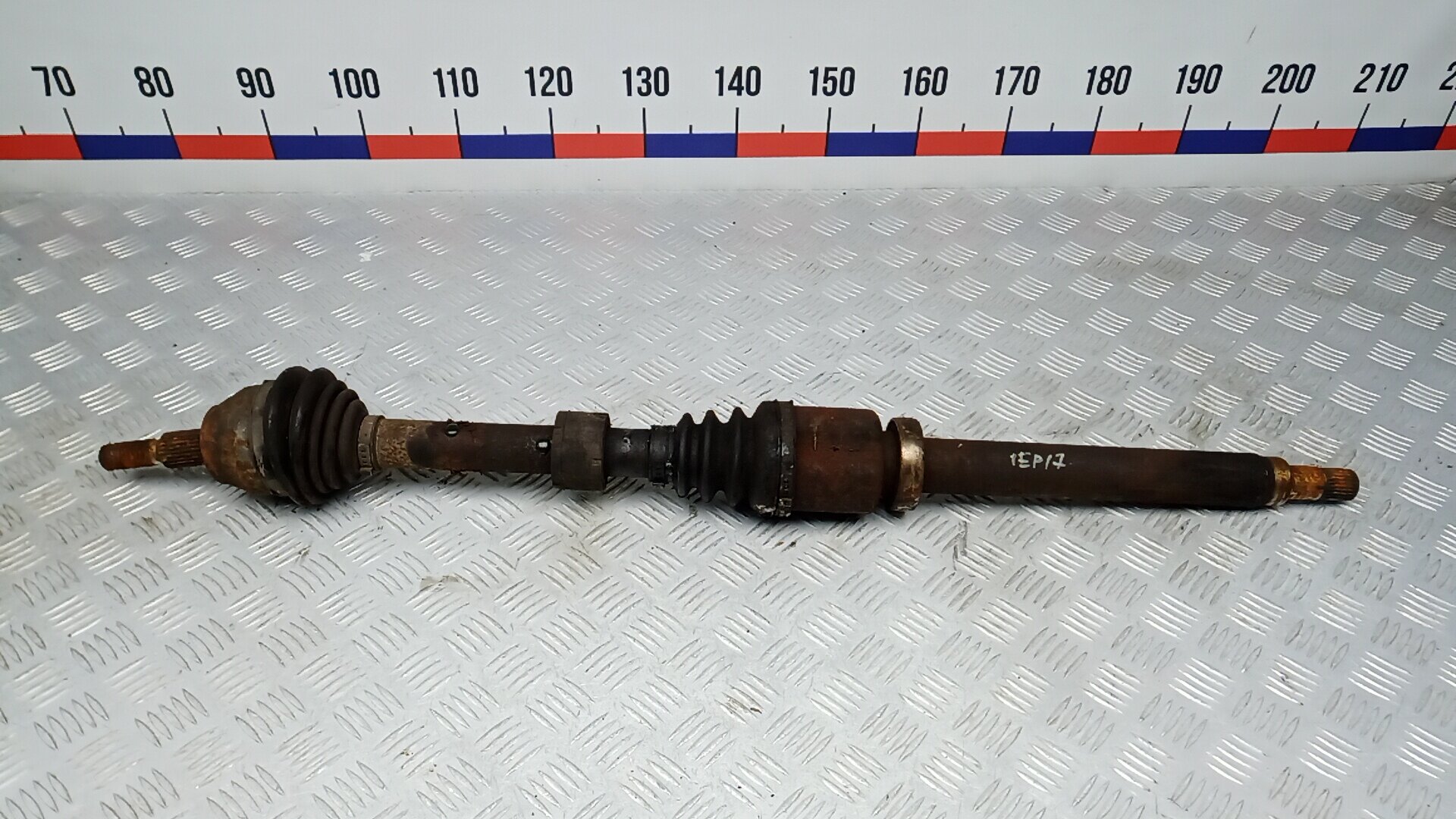 Привод передний правый FORD FOCUS 3
