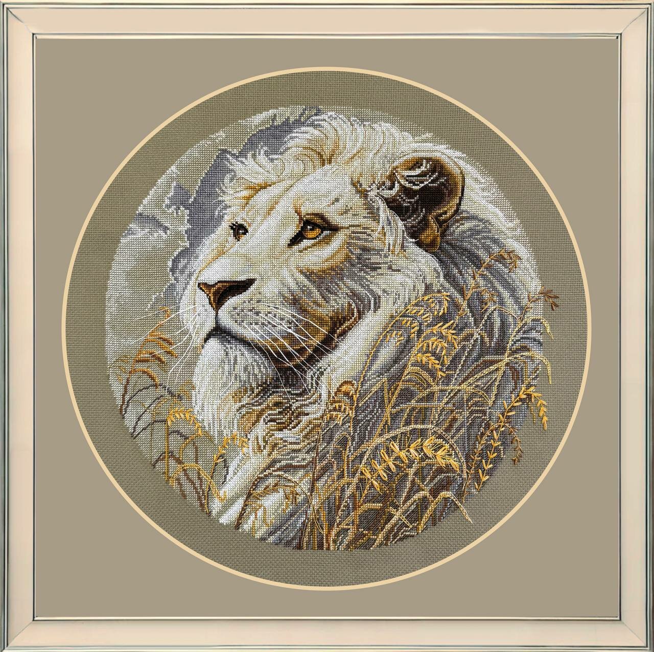 Набор для вышивки крестом "Белый лев" от Золотые Ручки, 26 цветов, 35х35 см