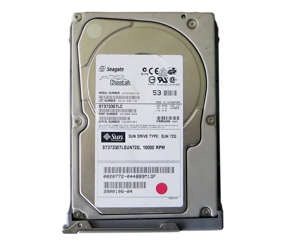 Жесткий диск Sun ST330056SSUN300G 300Gb SAS 3 ГБ/с 3,5" HDD