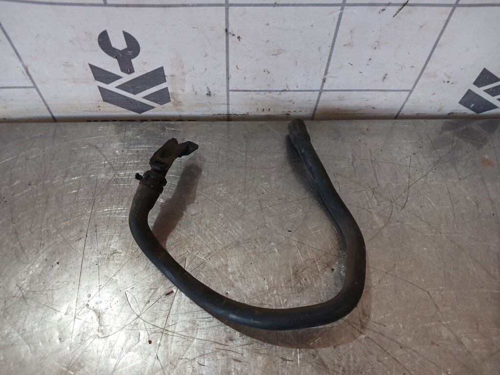 Патрубок отопителя Ford Transit 06-13