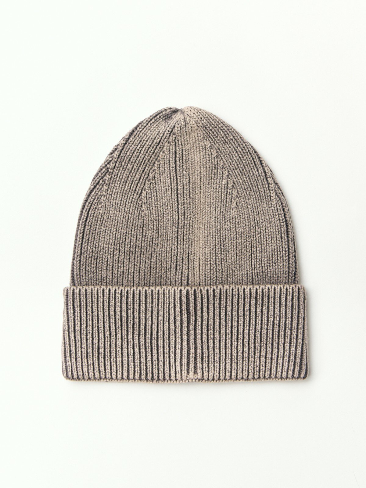 Шапка-бини для женщин