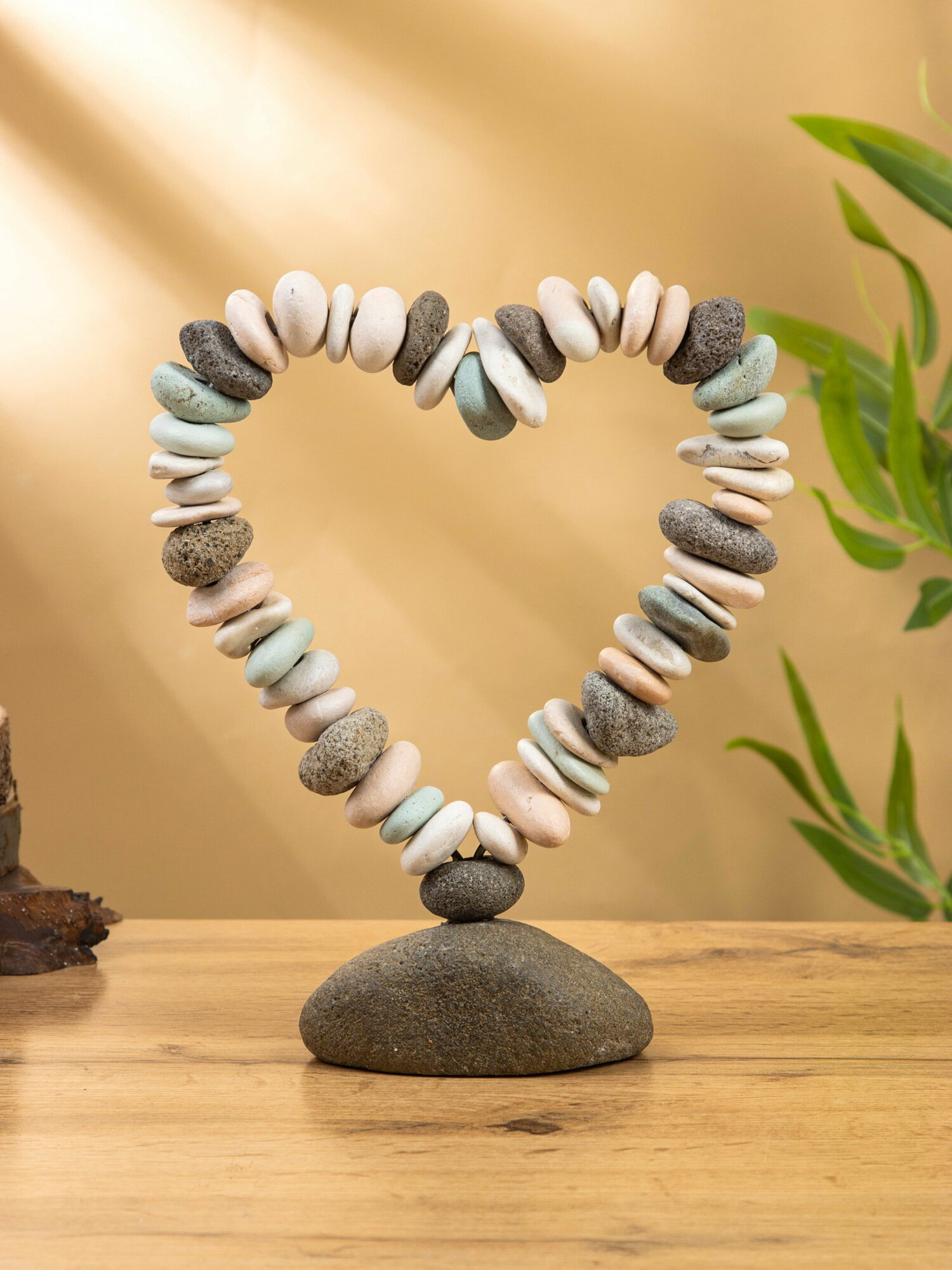 Сувенир "Каменное сердце", 20x7x25 см, камень, тематика праздника: 14 февраля