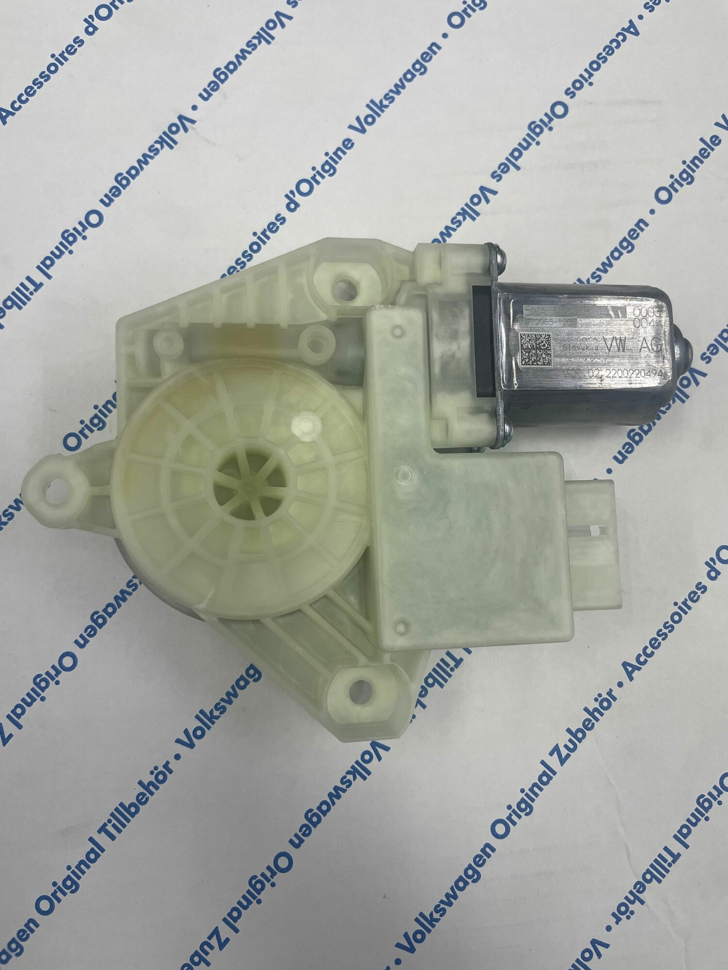 5JA959811M VAG Моторчик стеклоподъемника для SKODA RAPID (2020>)