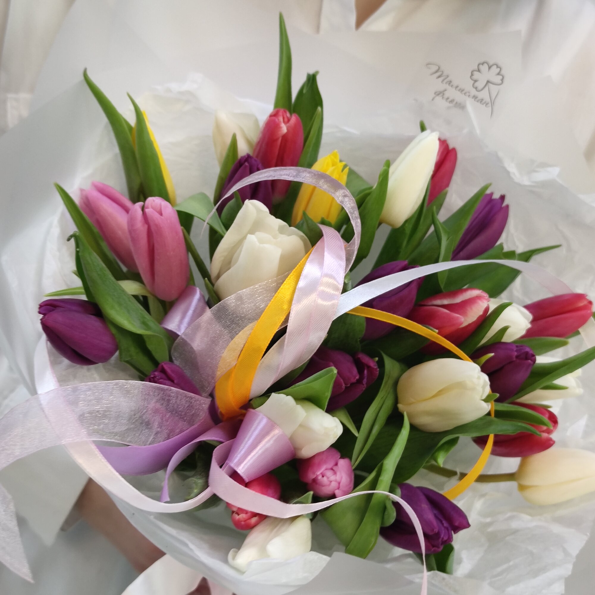 Букет Талисман Флора "Тюльпаны", 31 тюльпанов, высота 40 см, в коробке