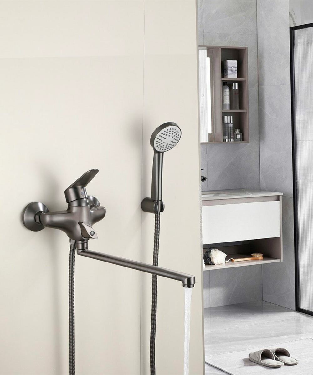 Смеситель для ванны и душа из латуни с лейкой H22023-P графит от бренда Hansen