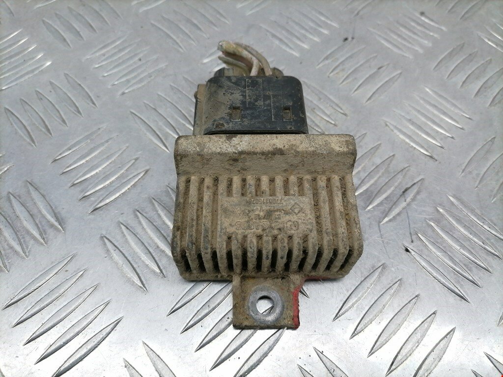 Реле свечей накала Renault Laguna 2 9640469680 арт. 2220408