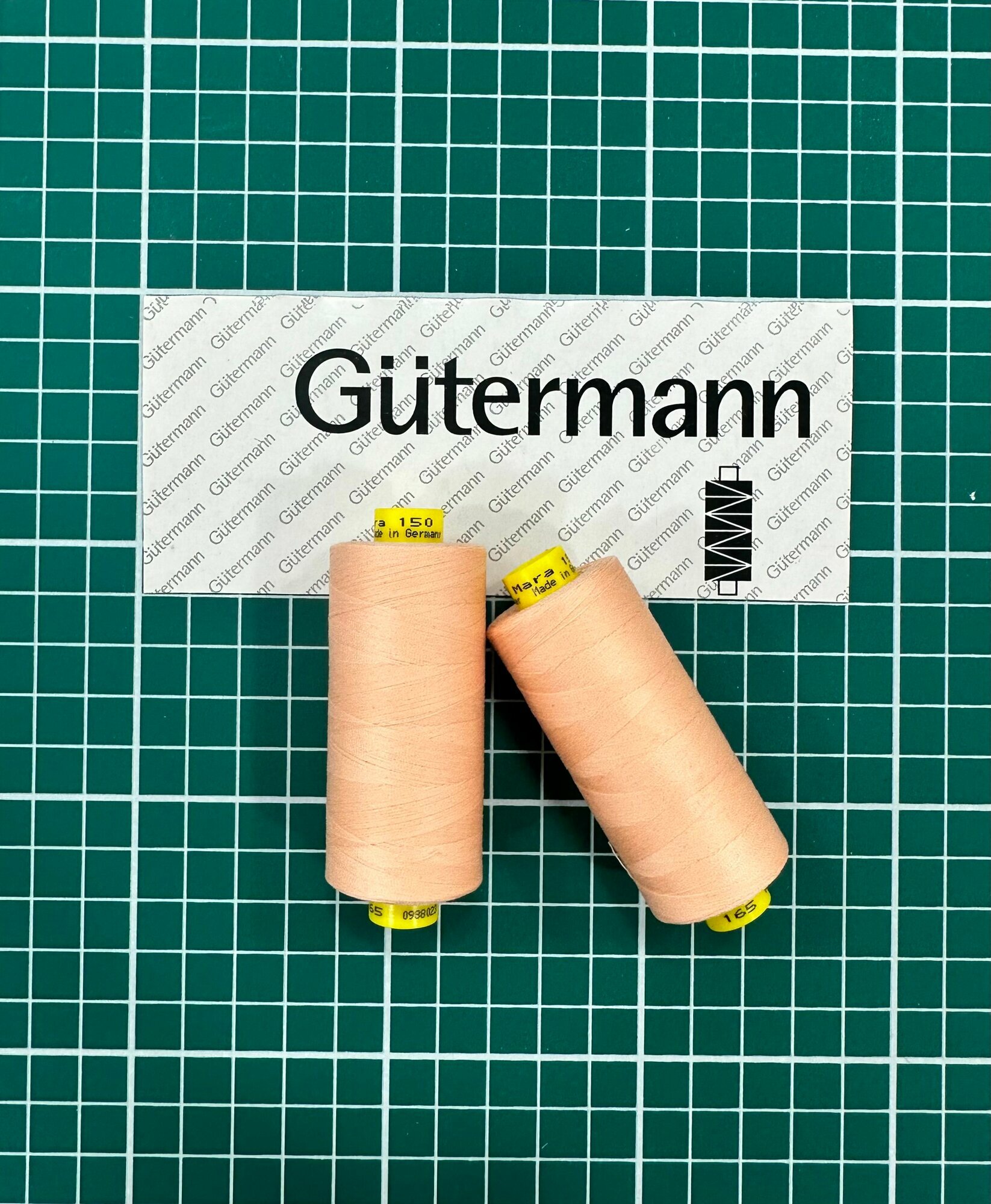 Gutermann Mara 150; col: 165 (1000 м) Нитки для шитья