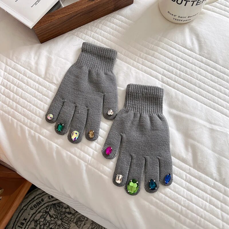 Перчатки для женщин