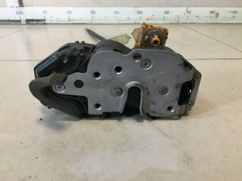 Замок двери передней правой Chevrolet Aveo T300 2011