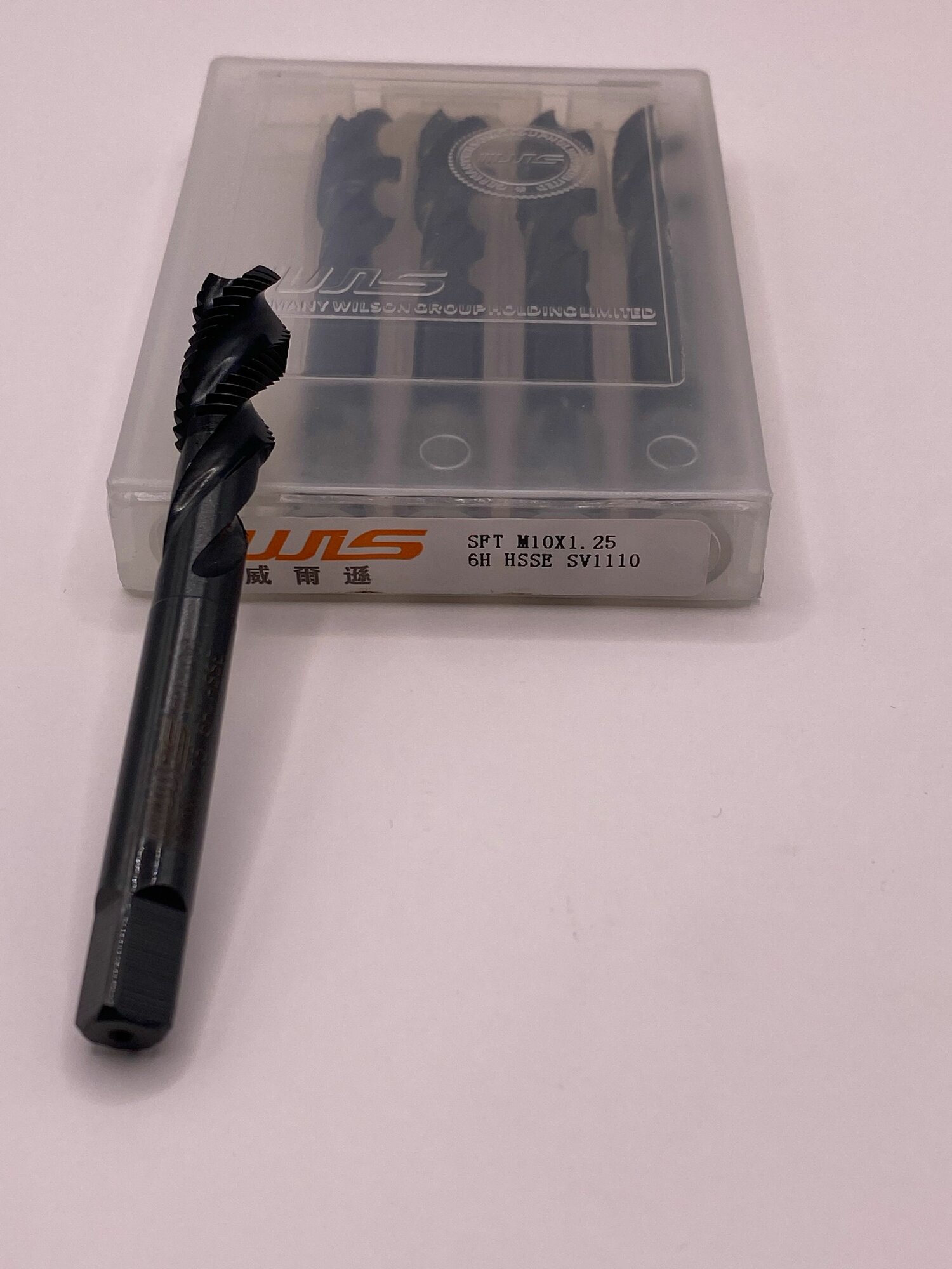 Метчик м/р винтовой SFT M10X1.25 6H HSSE