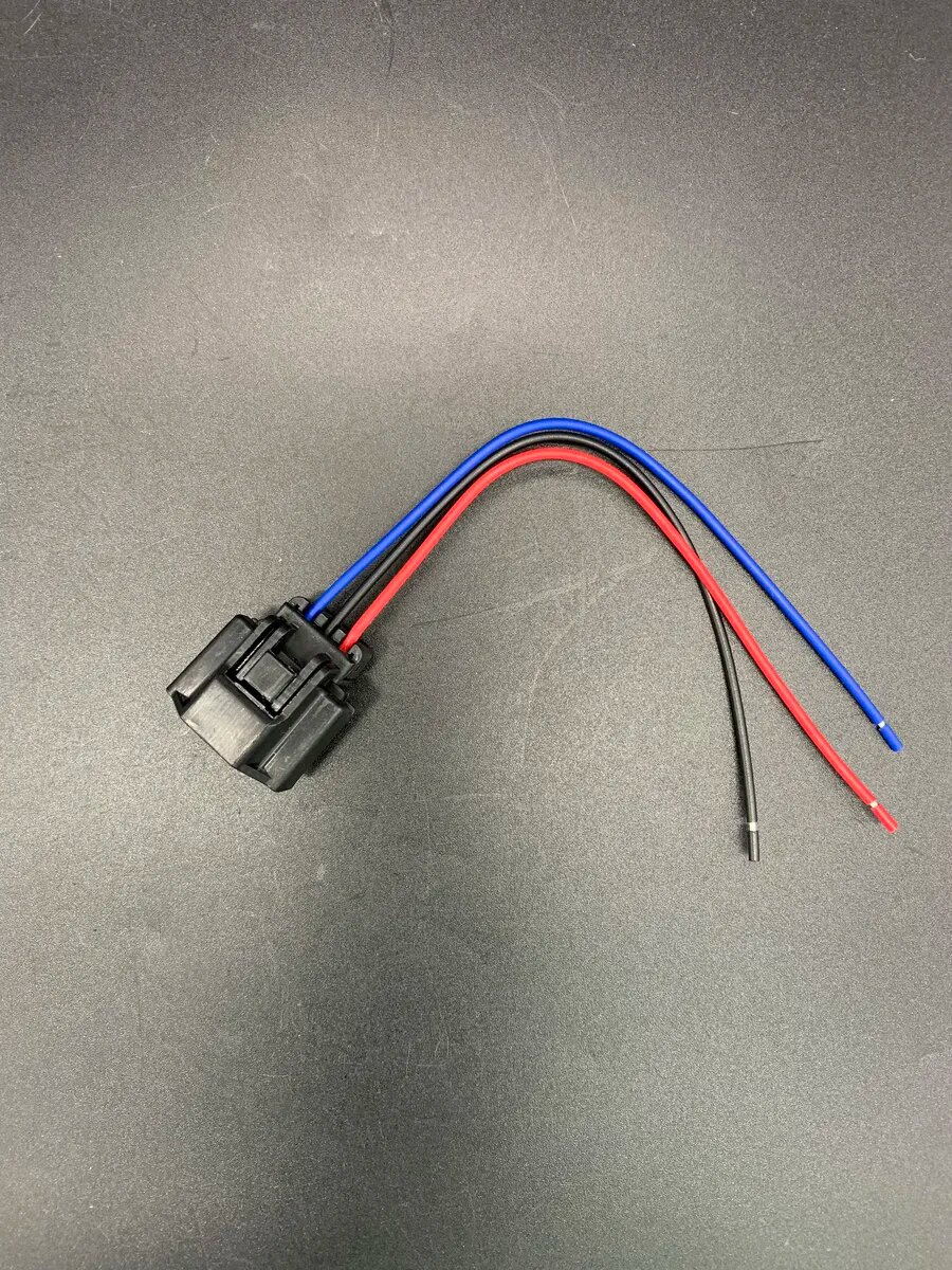 Разъем ( фишка ) датчика положения распредвала Новое