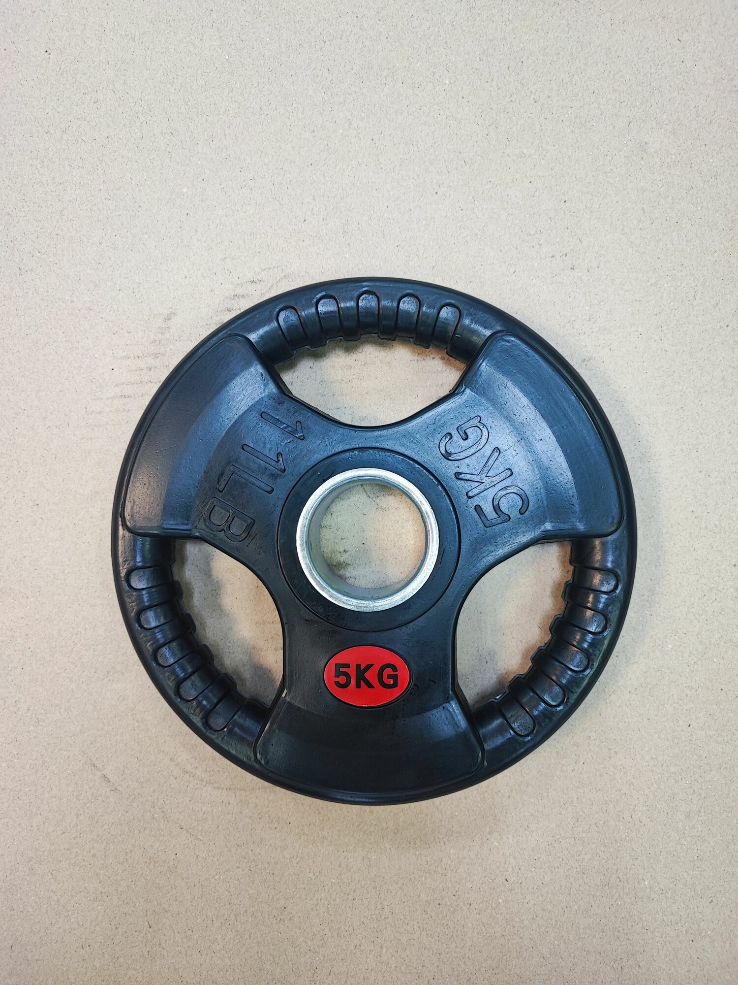 Обрезиненный диск для штанги 5 кг