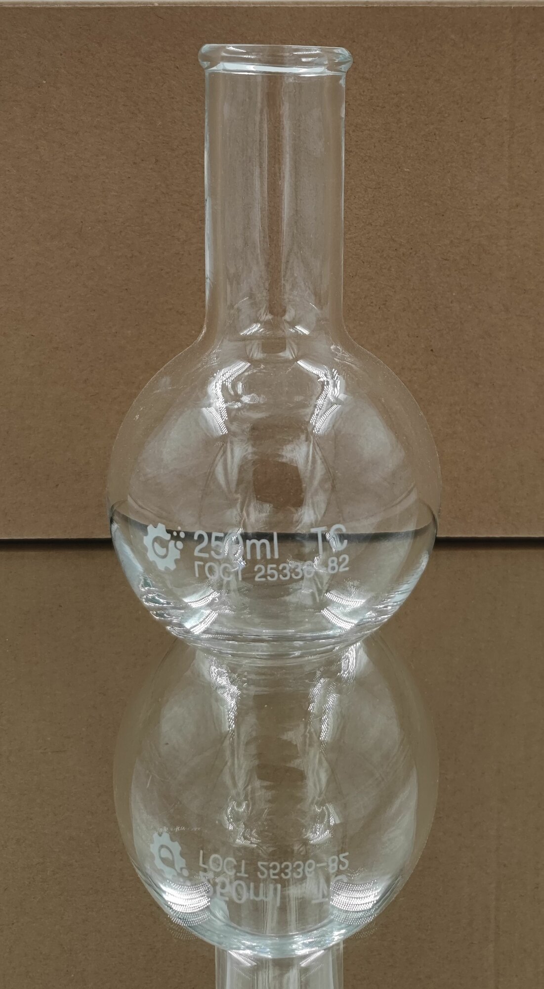 Лабораторные колбы П 2-250-34, стекло 3,3, термостойкость до 250 °C, 250мл, упаковка 12шт