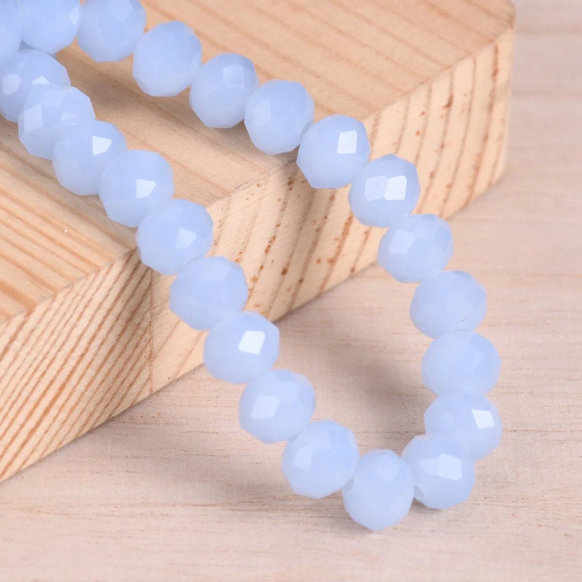 Граненая стеклянная бусина Rondelle Siancolary 3x2 мм, 4x3 Голубой, 6x4mm (85pcs), Jady Light Blue