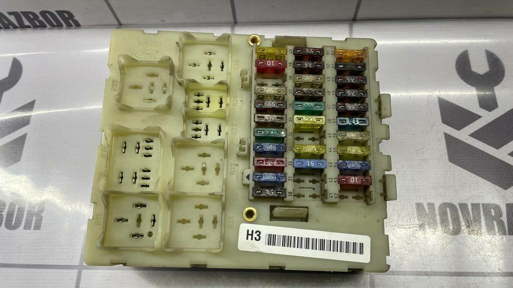 Блок предохранителей Ford Focus 1 1998-2004