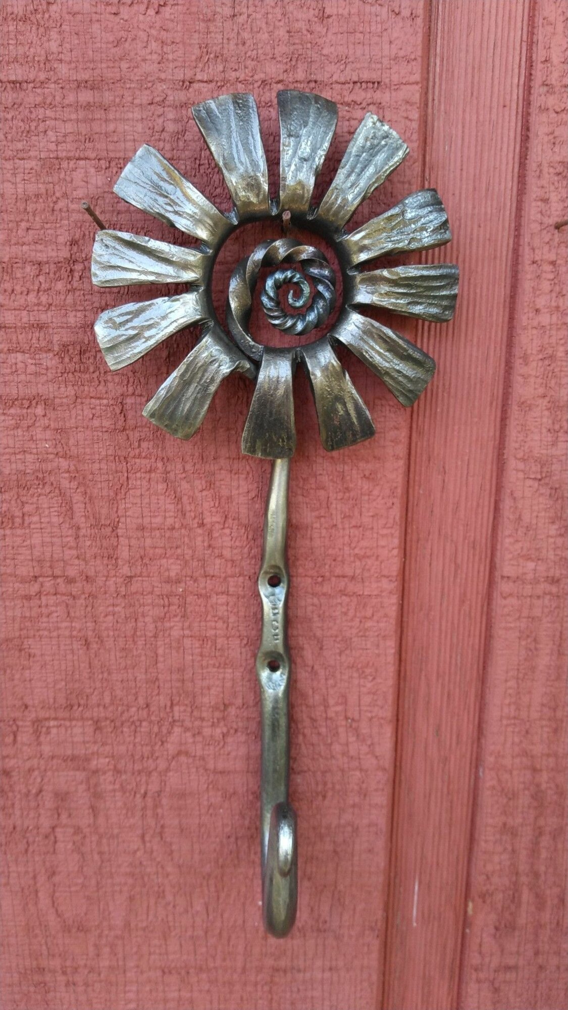 Крючок настенный кованый без покраски