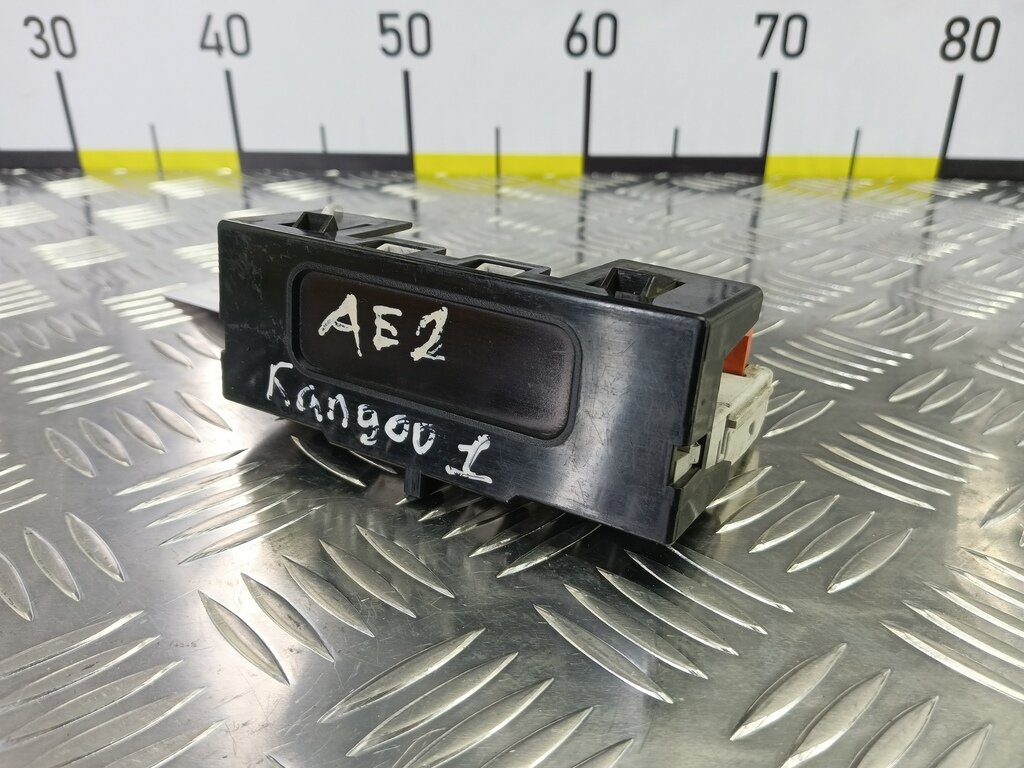 Дисплей информационный Б/У для Renault Kangoo I рестайлинг (2003—2009) 7700436305