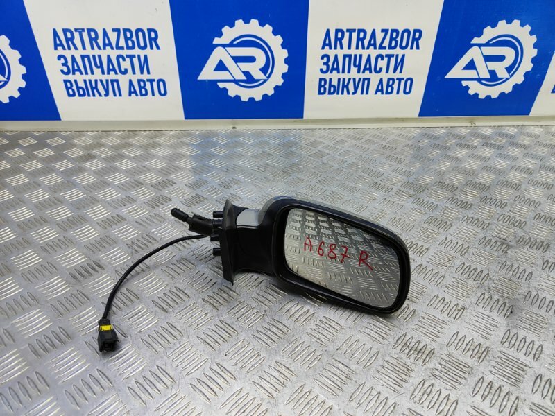 Б/У Зеркало правое механическое Peugeot 307 / Пежо 307 1.6 NFU10FX (TU5JP4) 108 Л.С 2005