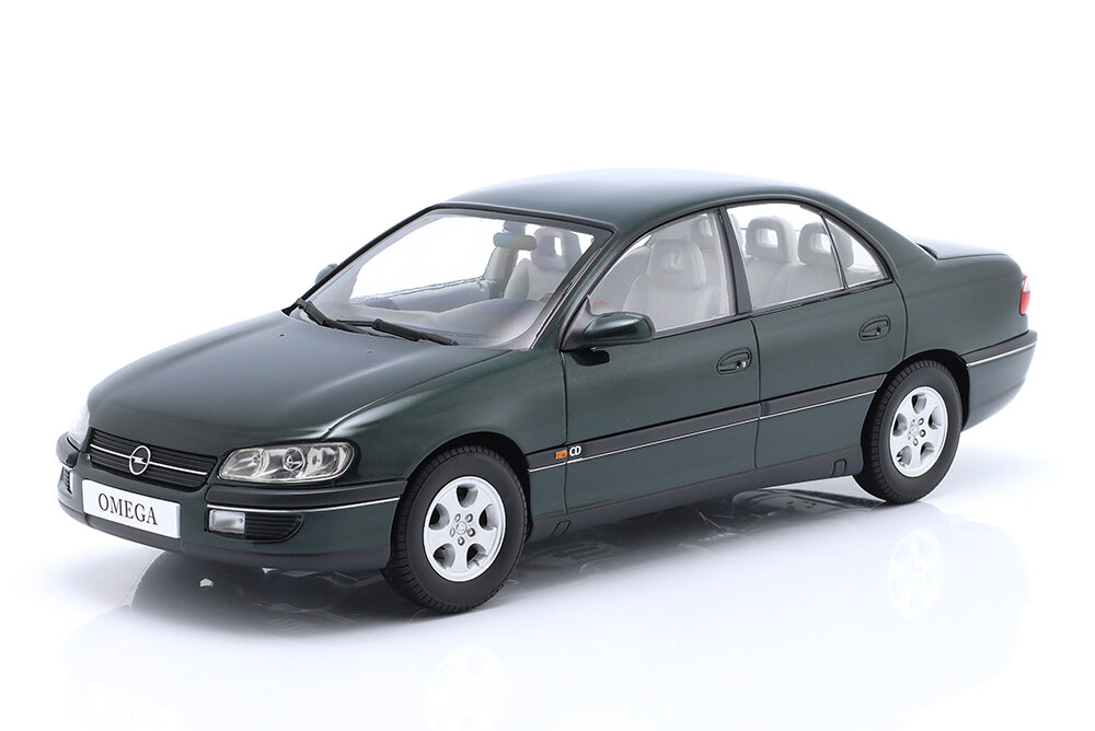 Модель коллекционная TRIPLE 9 Opel omega b saloon 1996 dark green metallic / опель омега темно-зеленый