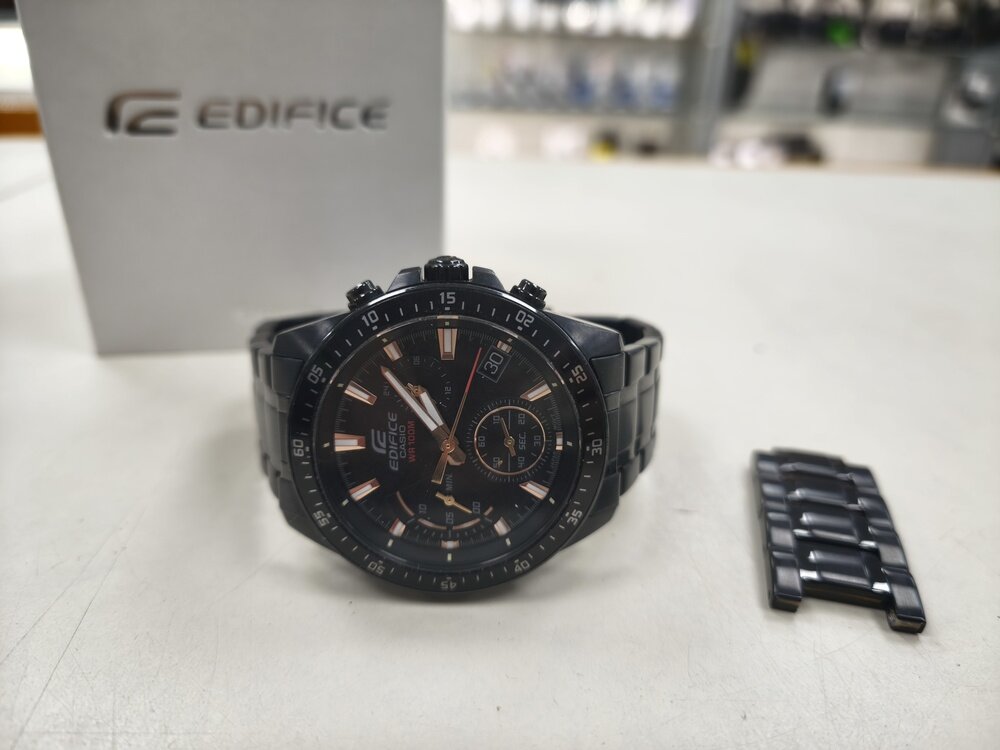Часы наручные Casio EFV-540DC-1BVUDF