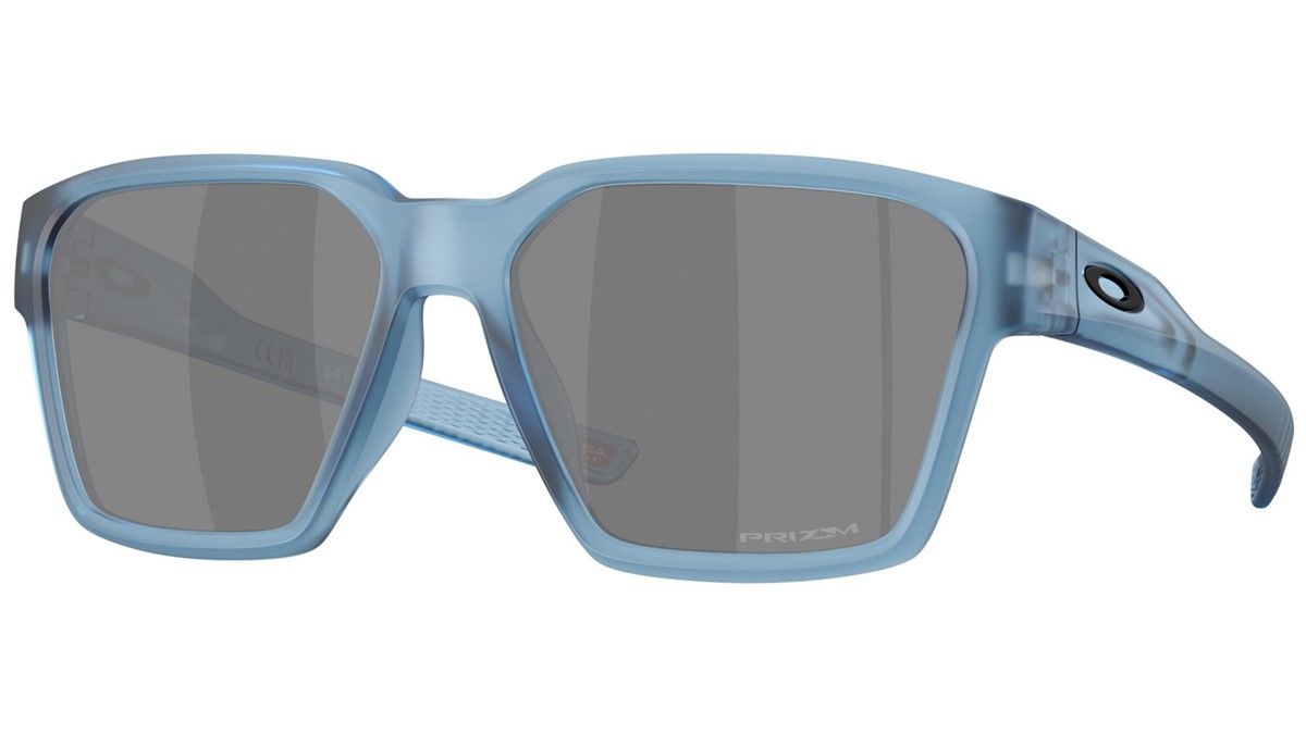 Солнцезащитные очки Oakley