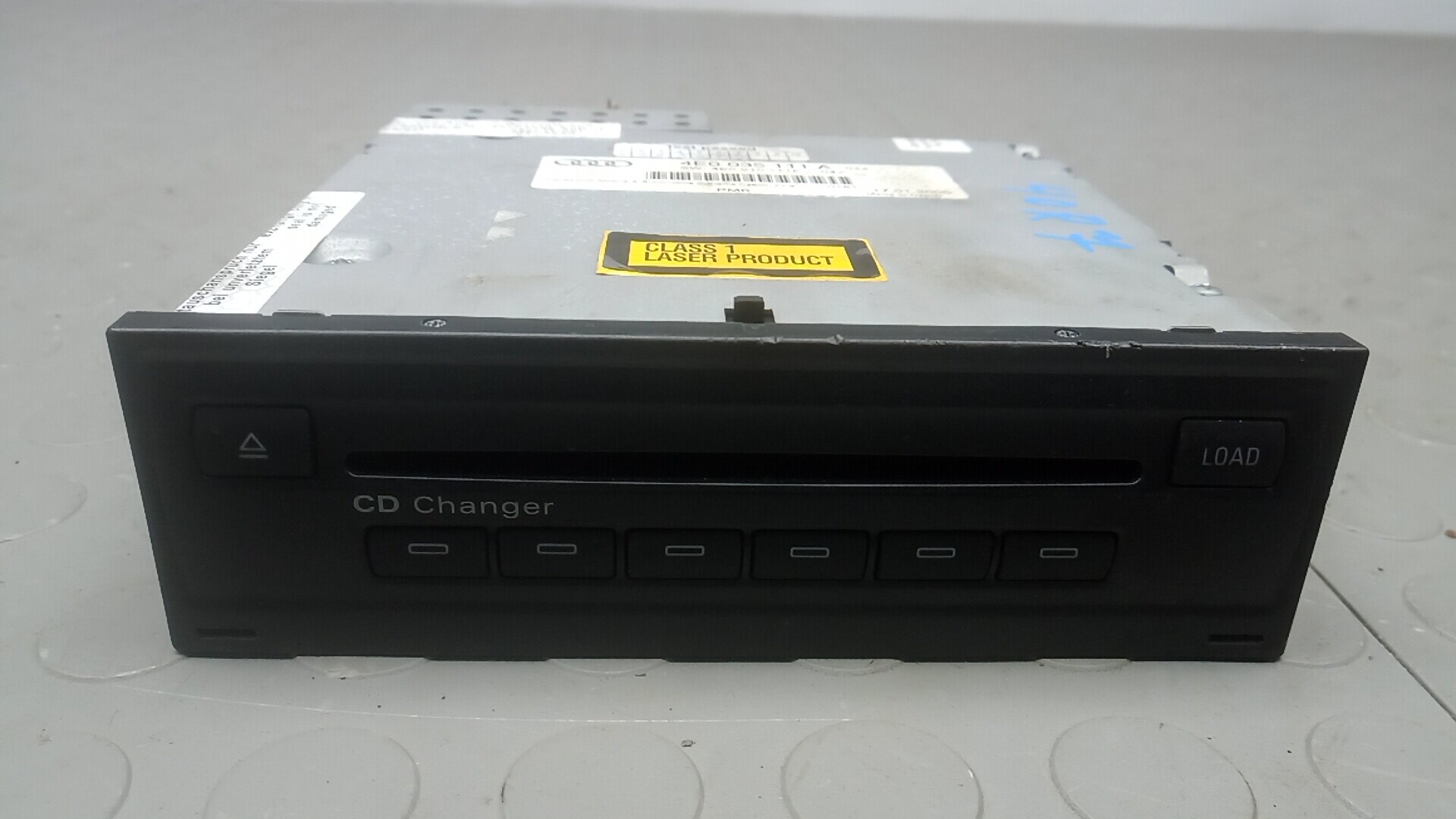 CD-чейнджер AUDI A8 D3, Номер 4E0035111A