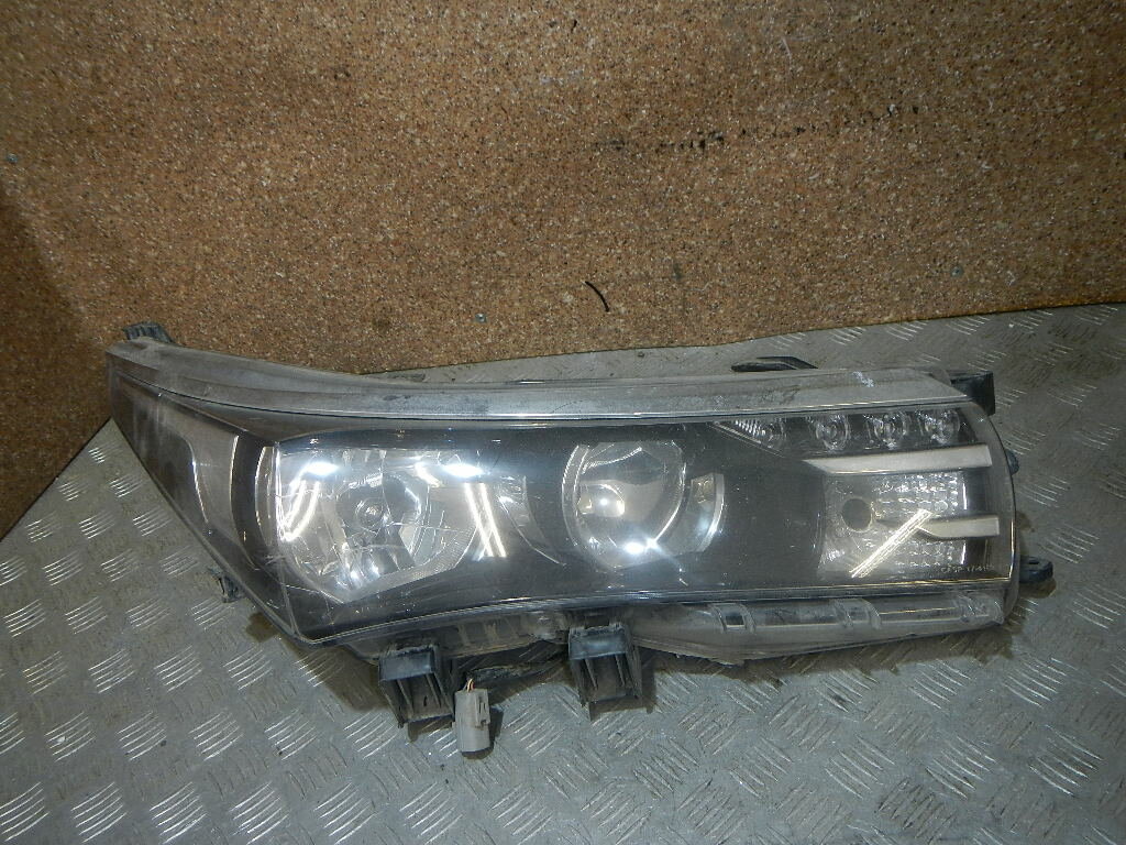 Б/У Фара правая, Toyota (Тойота)-COROLLA 180 (13-) TOYOTA COROLLA 180 (13-) Дубликат,-16 Задиры. 605739 TOYOTA арт. CASP1...