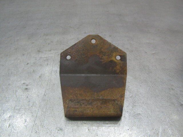 Кронштейн крепления крыла переднего Scania P, G, R