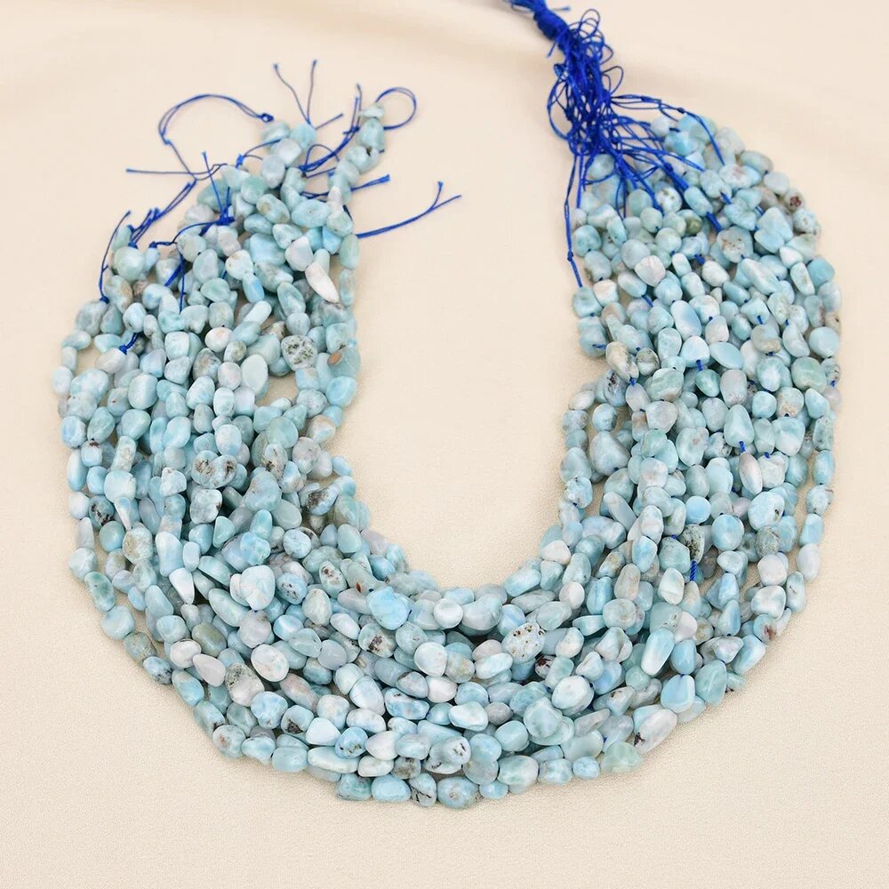 Синий ларимар бусины самородки 3 нити