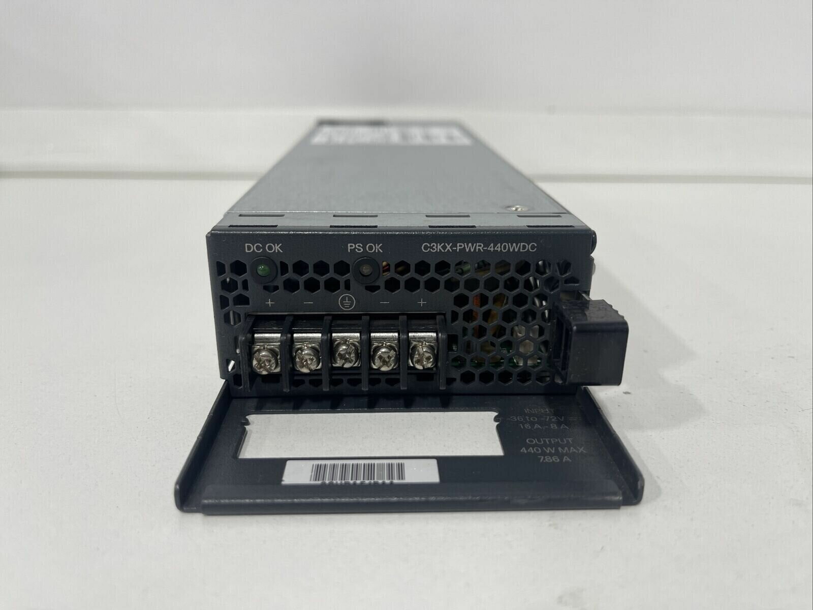 Блок питания CISCO C3KX-PWR-440WDC Catalyst 3K-X 440W DC Power Supply
