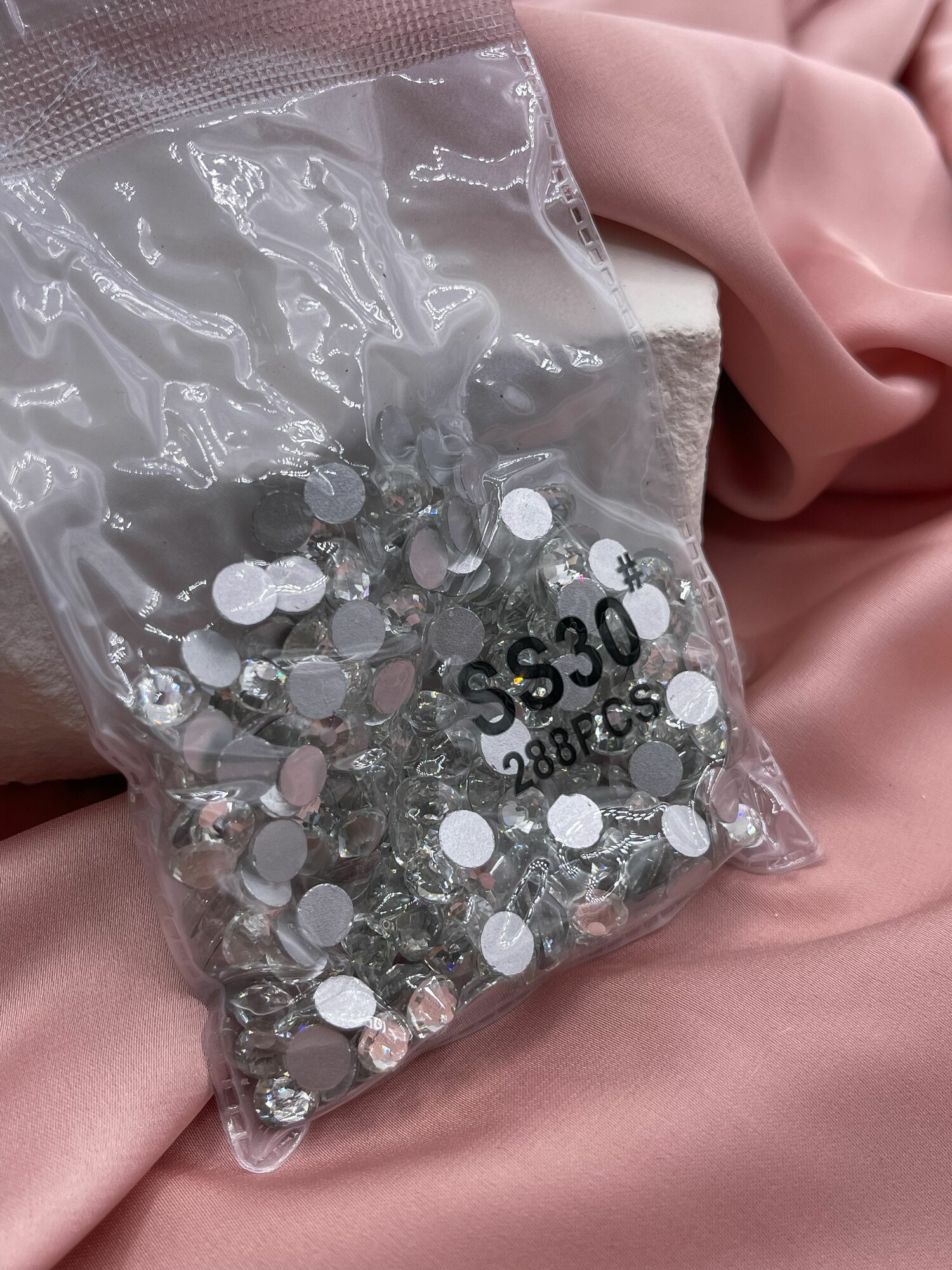 Стразы серебристые клеевые холодной фиксации SS30, 6мм, 288шт