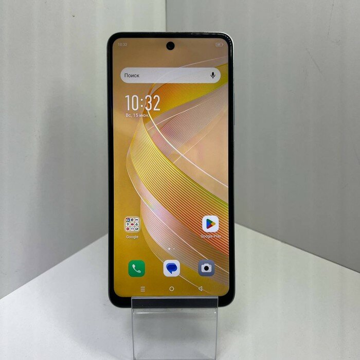 Смартфон Infinix Smart 8 3/64 Белый