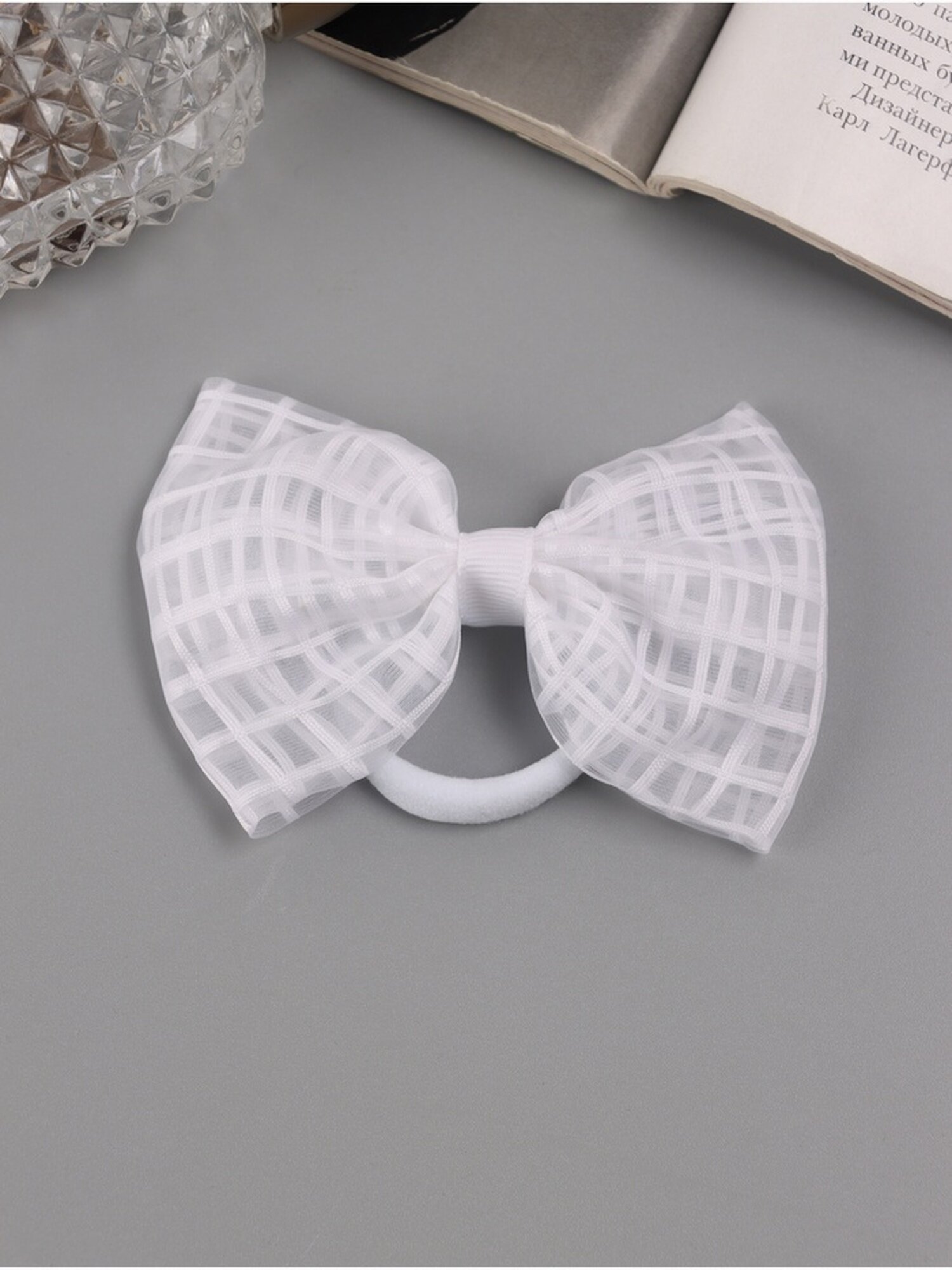Резинка для волос Сима-ленд «Бантик», текстиль, хрусталь, белая, 9см