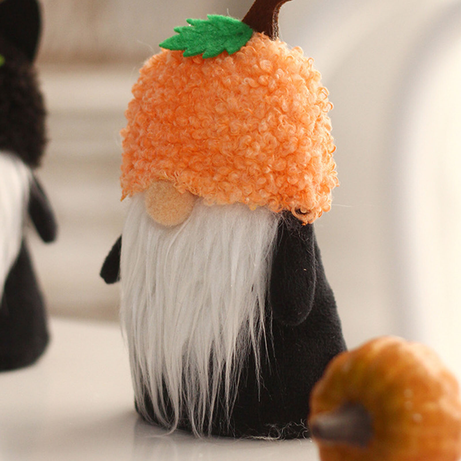 Безликая кукла, плюшевая, ярких цветов, мягкая шелковая ткань, стабильная, изысканная, мягкая кукла подходящего размера для вечеринки в честь Хэллоуина, дома, оранжевая, 5,1x3,0x2,4 дюйма