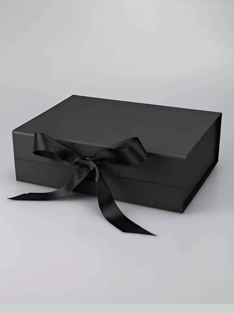 Подарочная коробка с лентой, черная.
