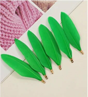 Окрашенные гусиные перья для рукоделия 10 шт Изумрудный, green