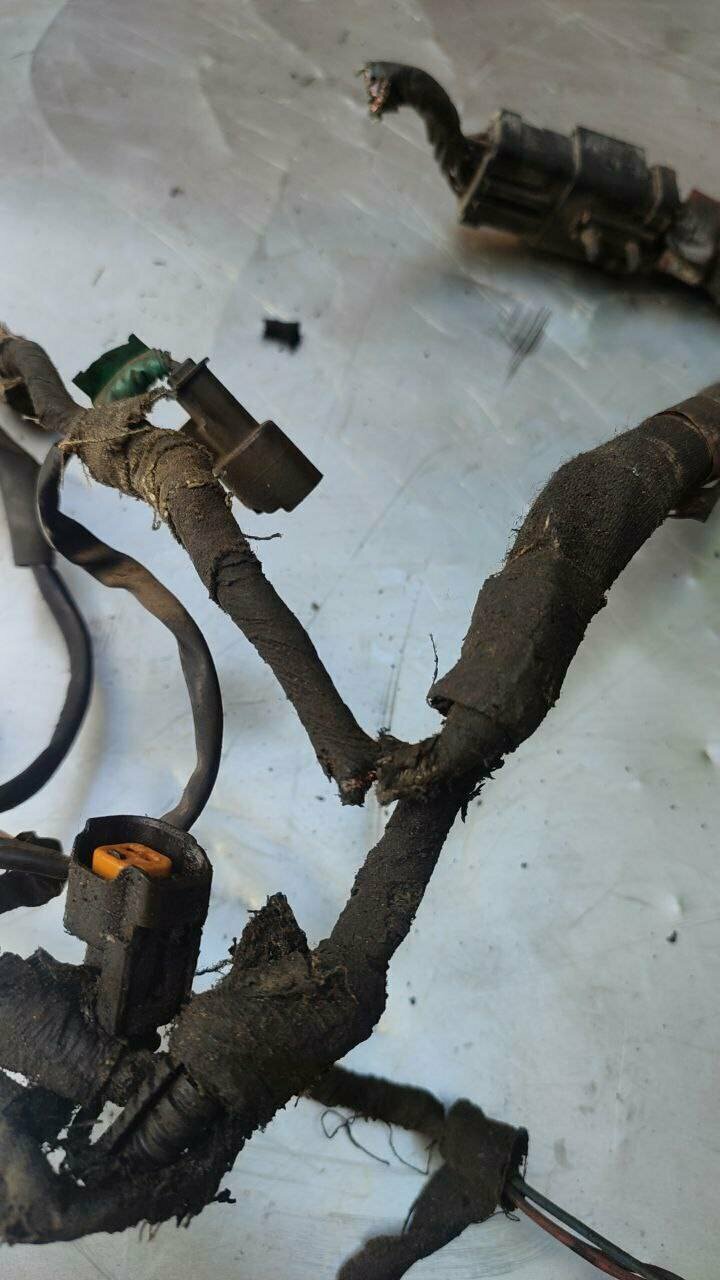 Проводка форсунок Dodge Caravan 4 (2000 - 2007)