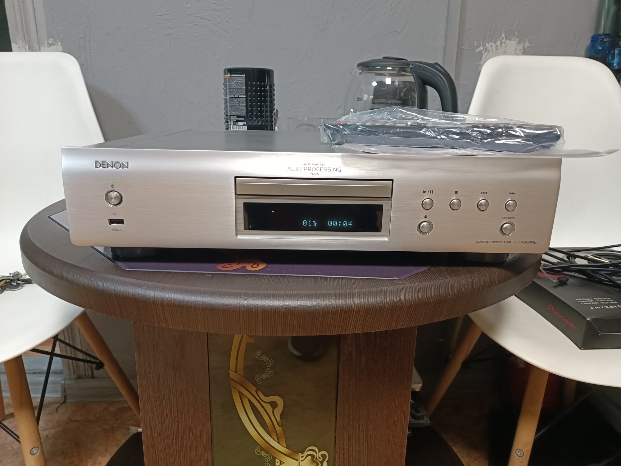 CD проигрыватель Denon dcd 900ne