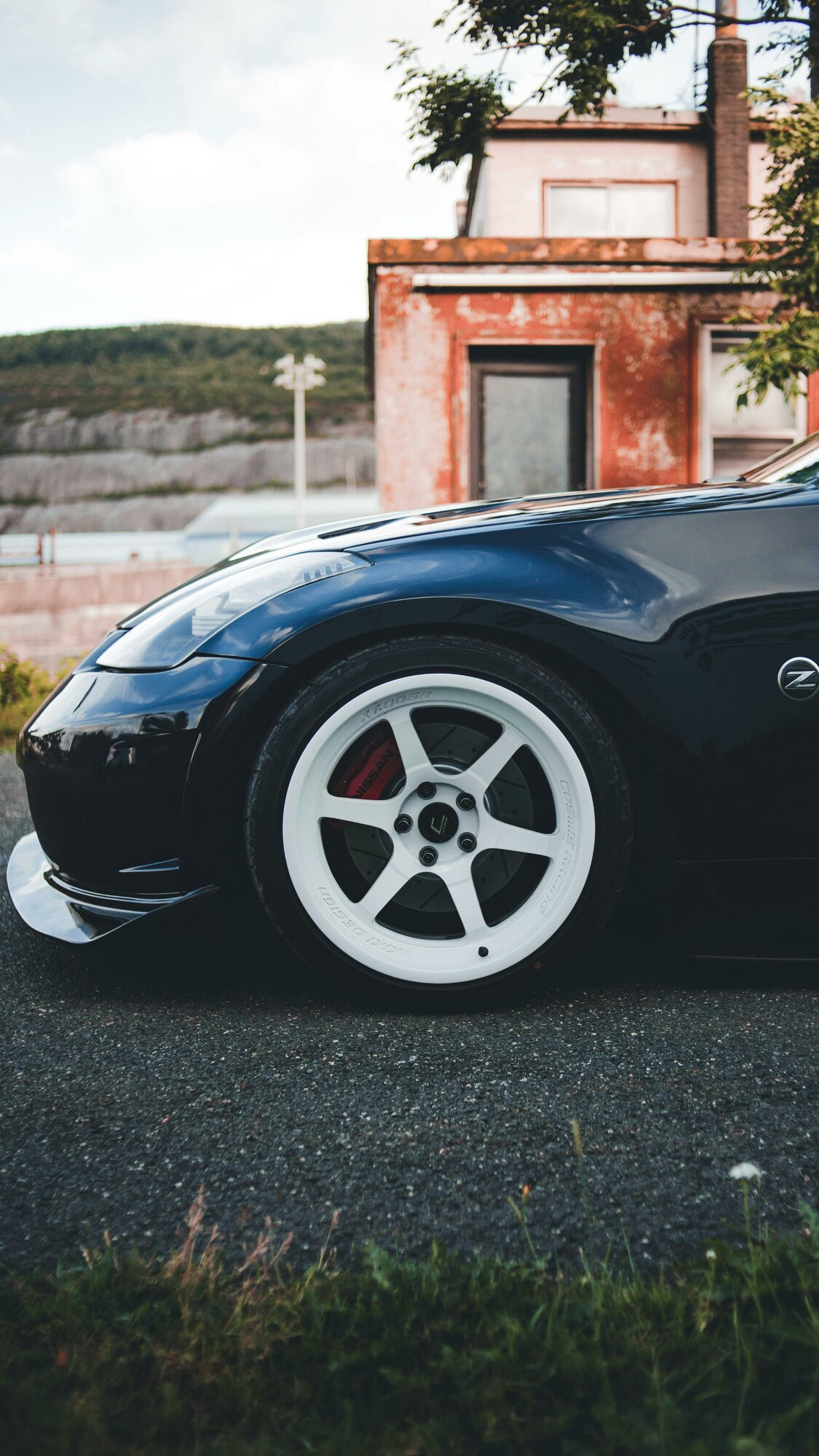 Картина на холсте 60x110 LinxOne "Автомобиль, интерьер для дома / декор на стену / дизайн