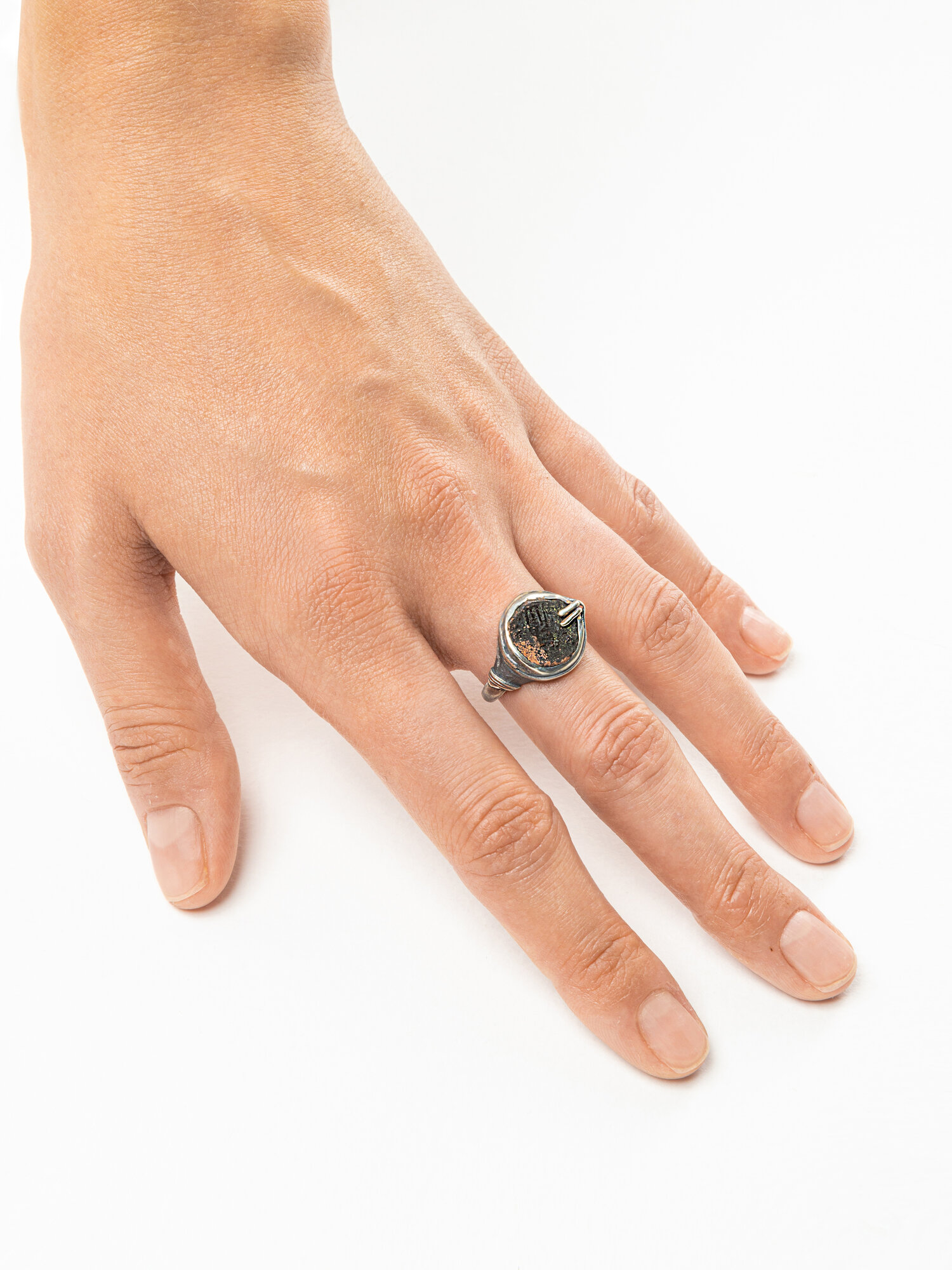 Перстень, серебро, 925 проба, оксидирование