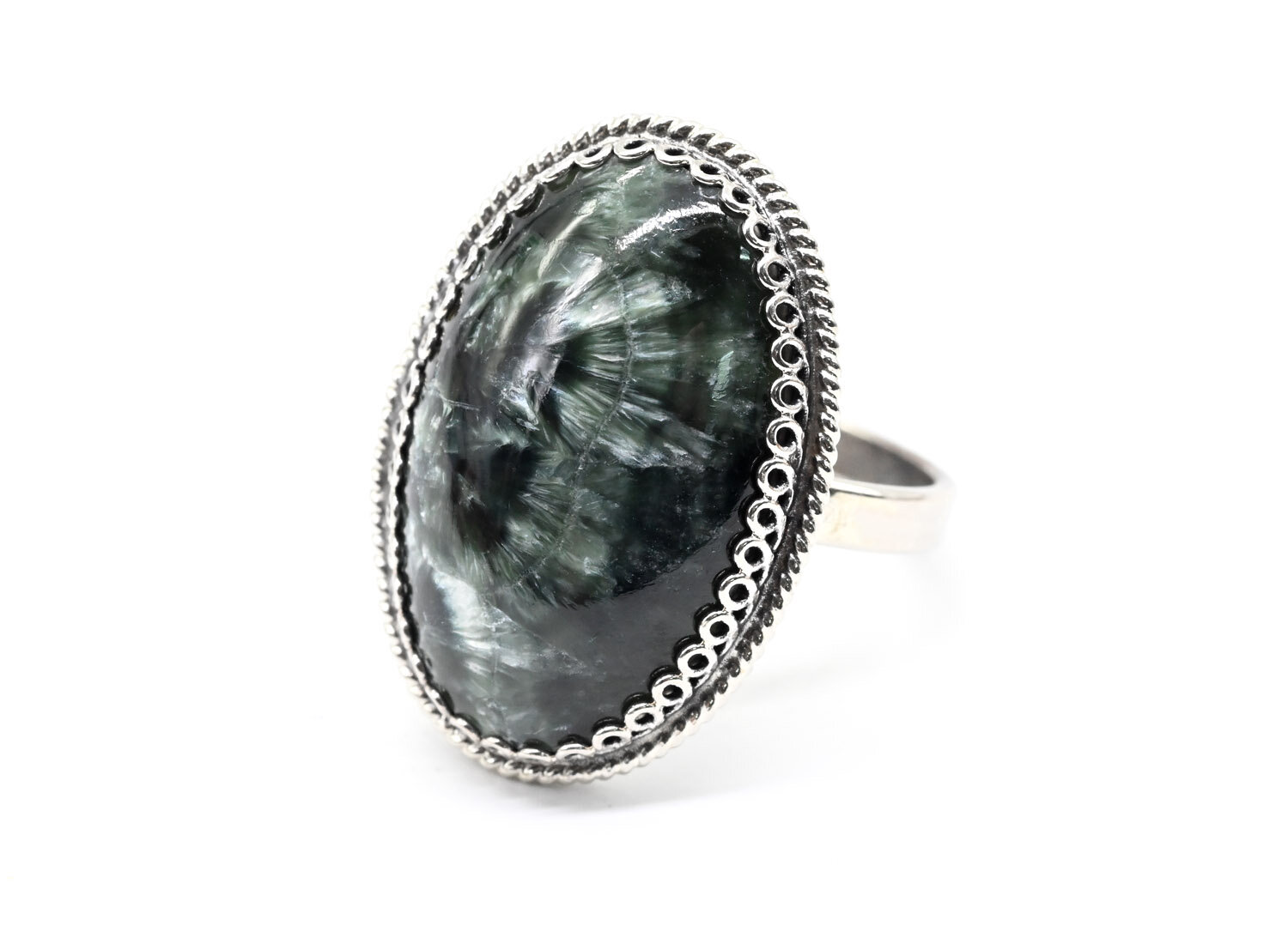 Кольцо, серафинит